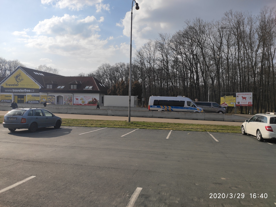 Warex containers help at the borders